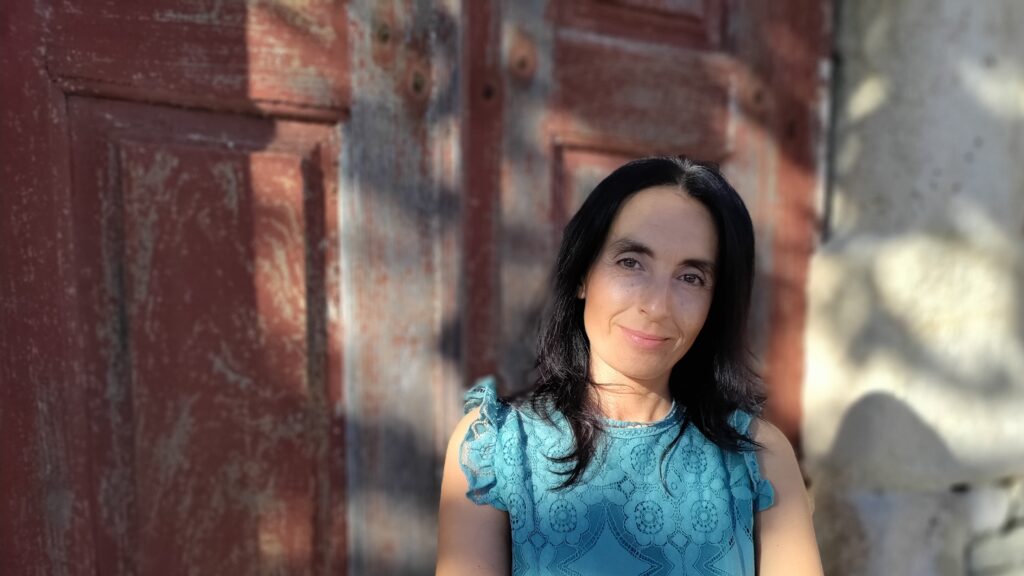 Carla Sequeira – Cordel D' Prata